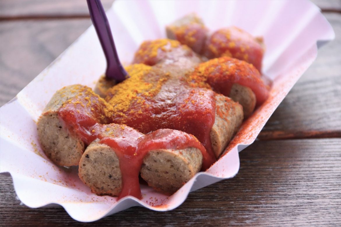 vegetarian-curry-wurst-berlin-mylittleroad - My Little Road